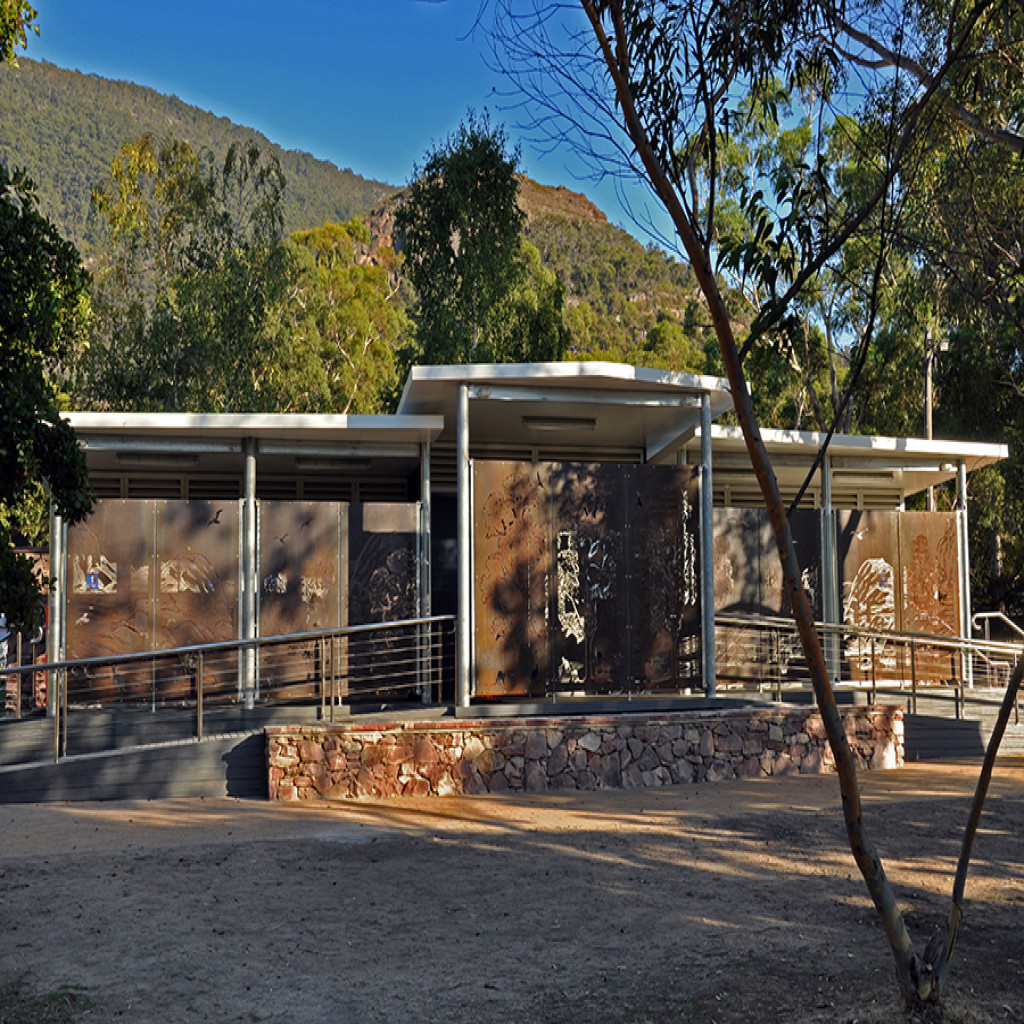 Public building screening - PO Box Designs